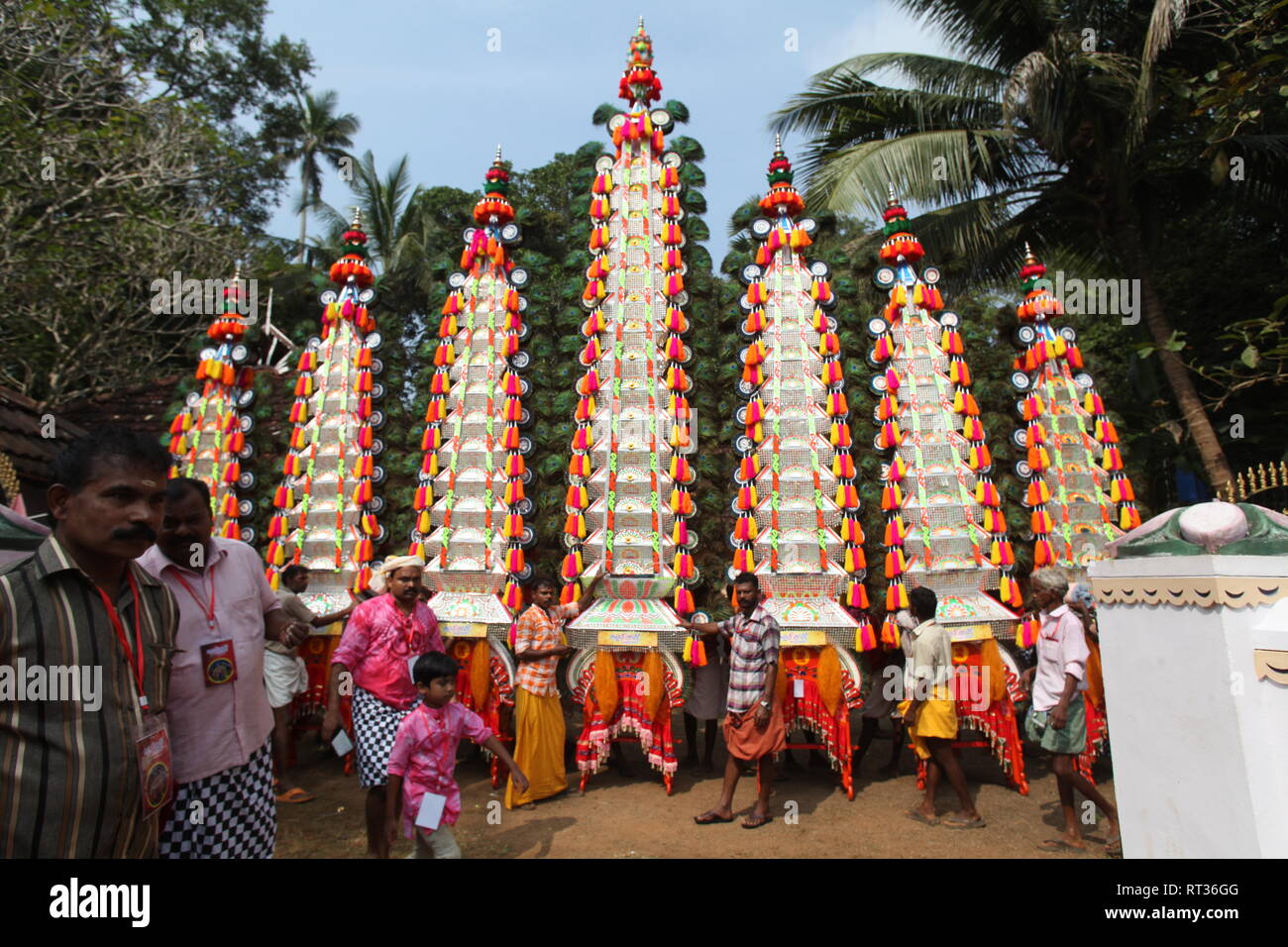 kaavadiyattam or burden dance is ceremonial sacrifice of devotees ...