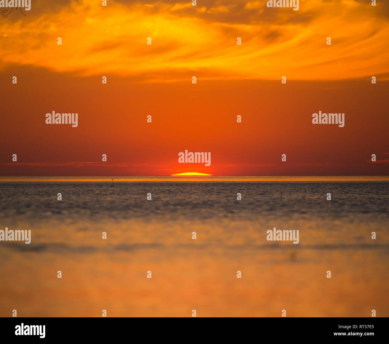 Half sun hi-res stock photography and images - Alamy