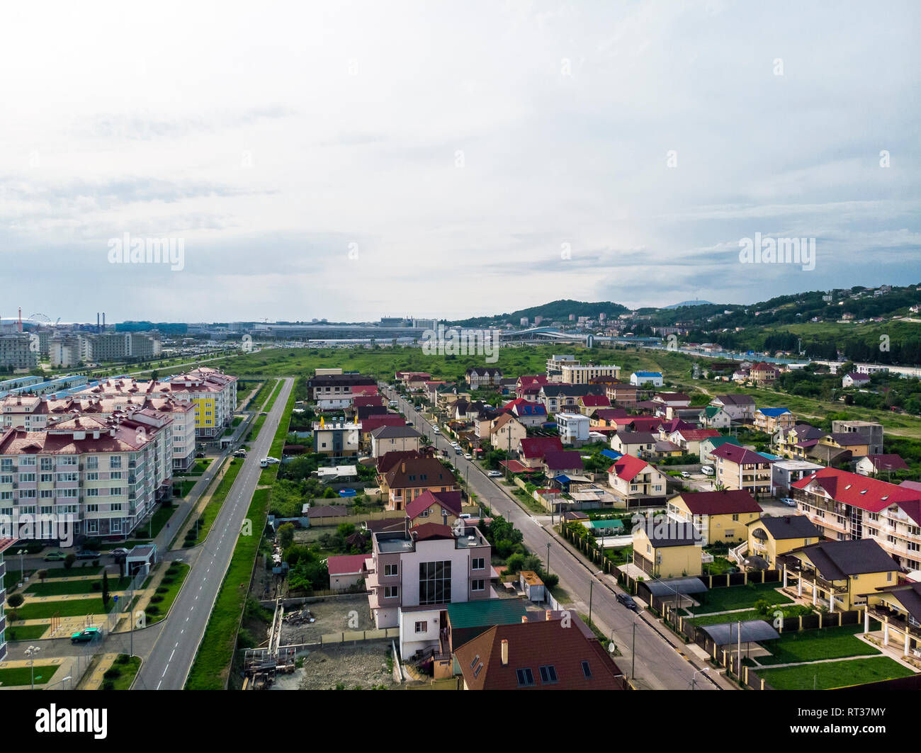Day residential district hi-res stock photography and images - Alamy