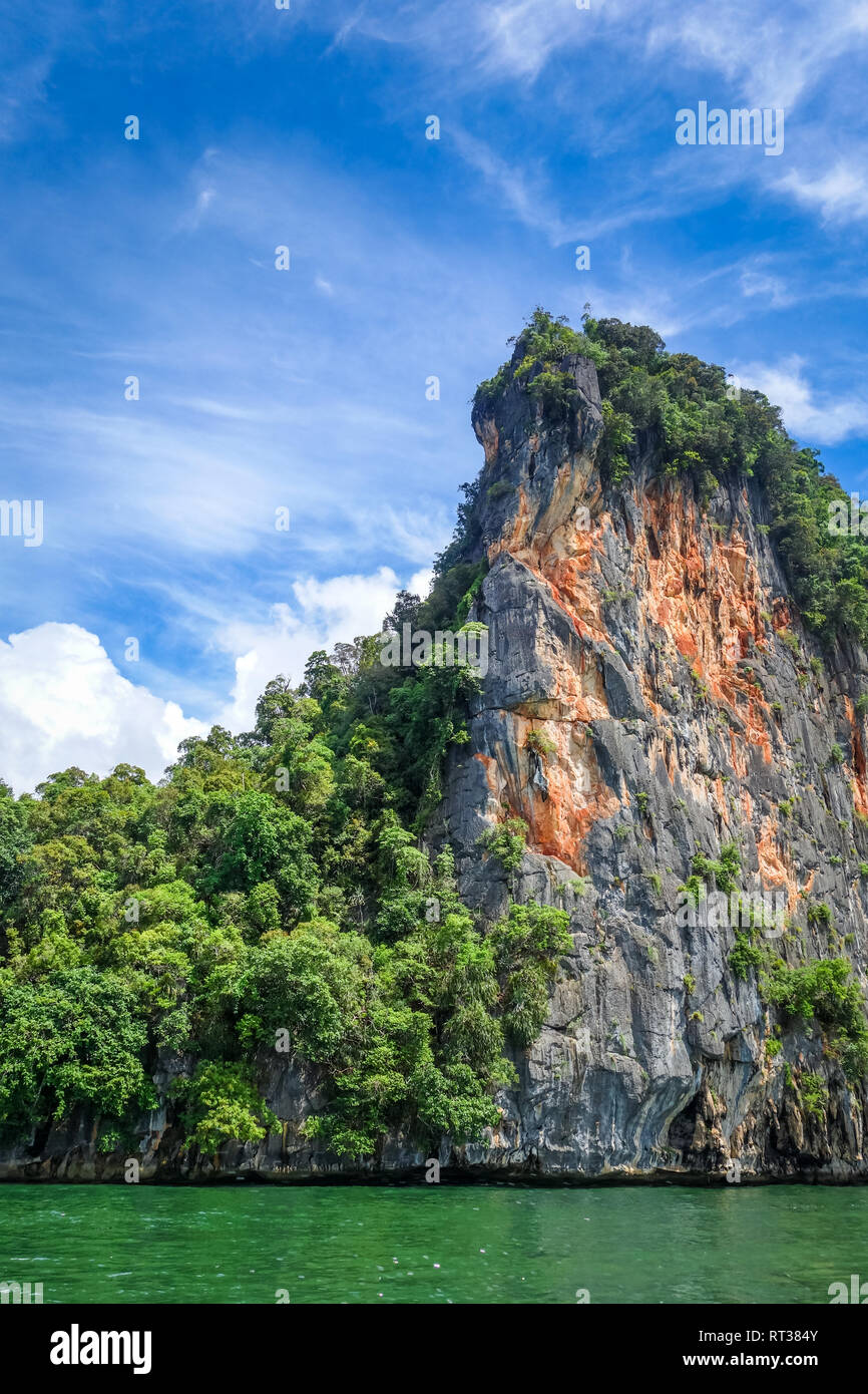 Phang Nga Bay limestone cliffs in Thailand Stock Photo - Alamy