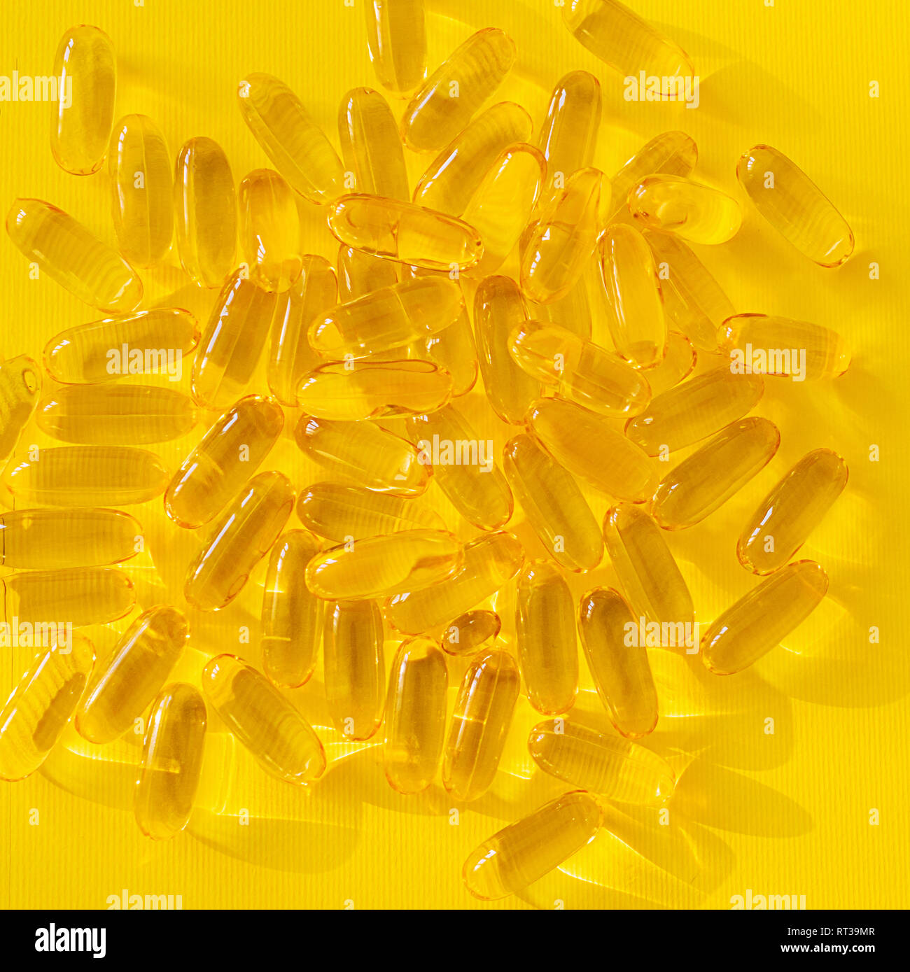 Transparent capsules with oil grease for the treatment and care of the ...
