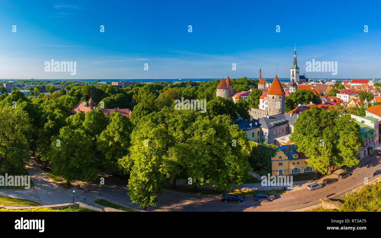 Panoramic scenic view tallinn hi-res stock photography and images - Alamy