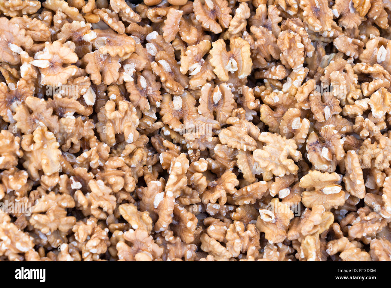 Pile of Walnut kernels, healthy food Stock Photo - Alamy