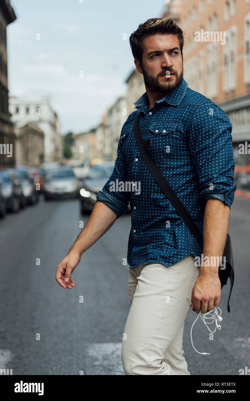 Businessman crossing hi-res stock photography and images - Alamy Businessman crossing hi-res stock photography and images - Alamy