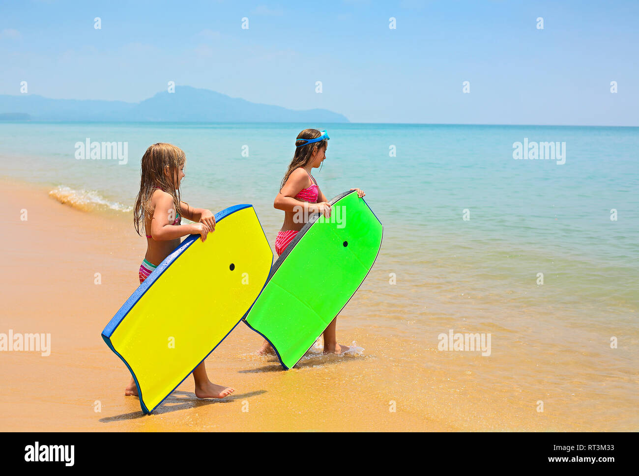 Girls surf board hi-res stock photography and images - Alamy