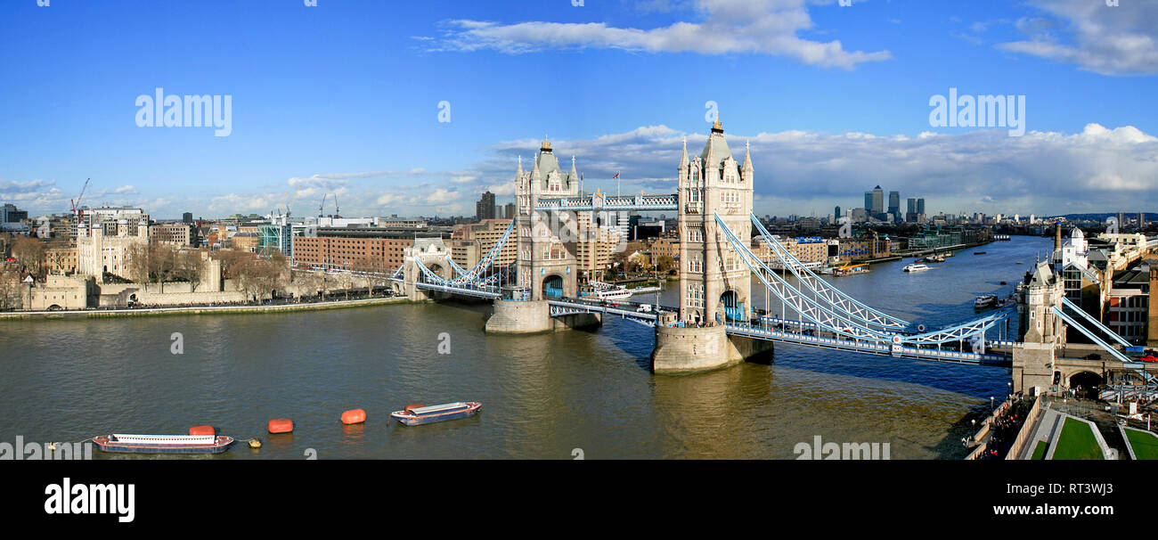 Tower Bridge and Tower of London sunny panorama Stock Photo - Alamy
