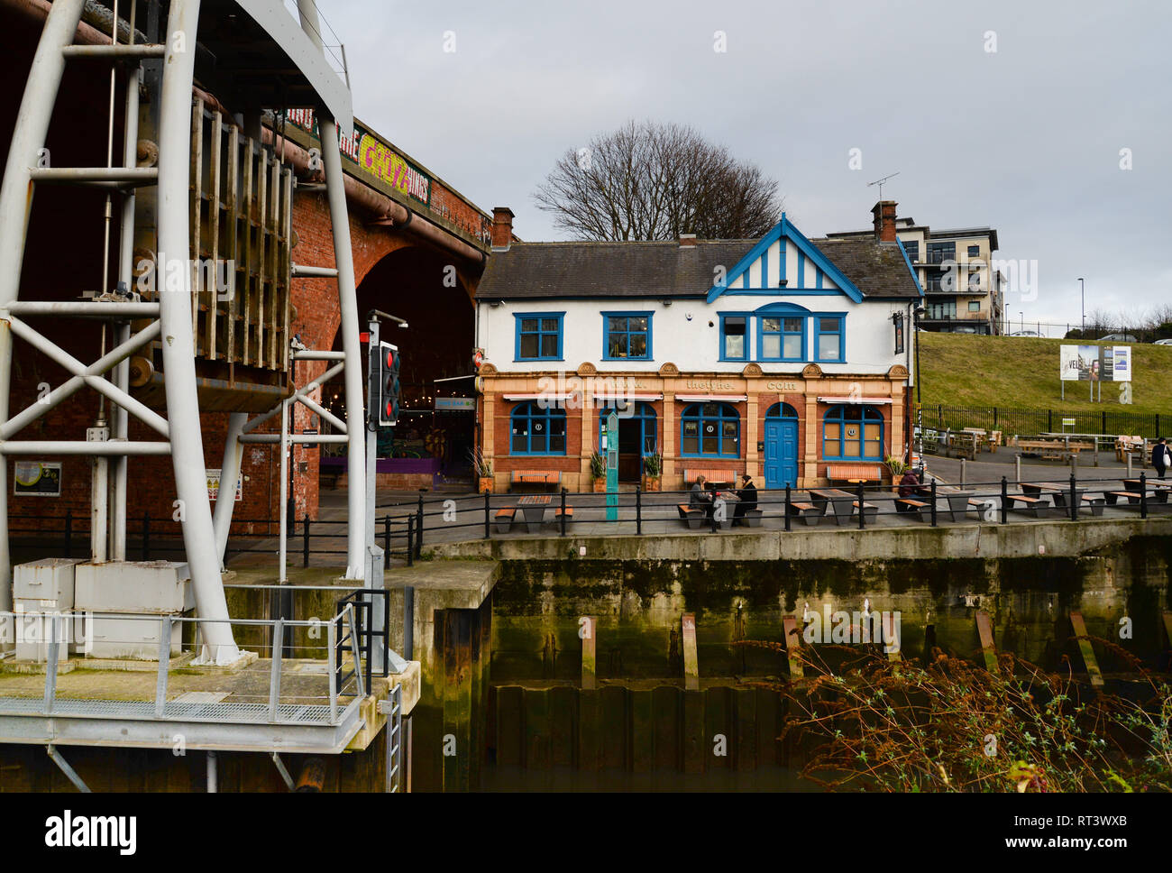 Tyne bar hi-res stock photography and images - Alamy