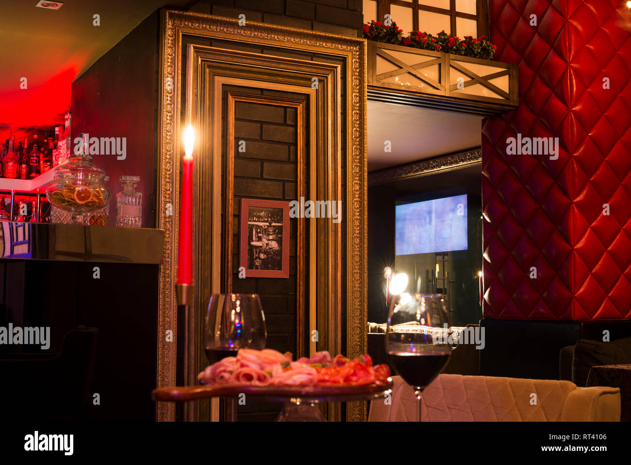 Fancy Restaurant Interior Stock Photos & Fancy Restaurant Interior ...