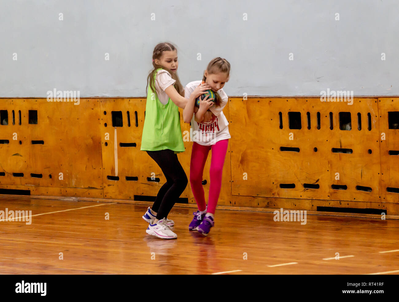 Handball Children High Resolution Stock Photography and Images - Alamy