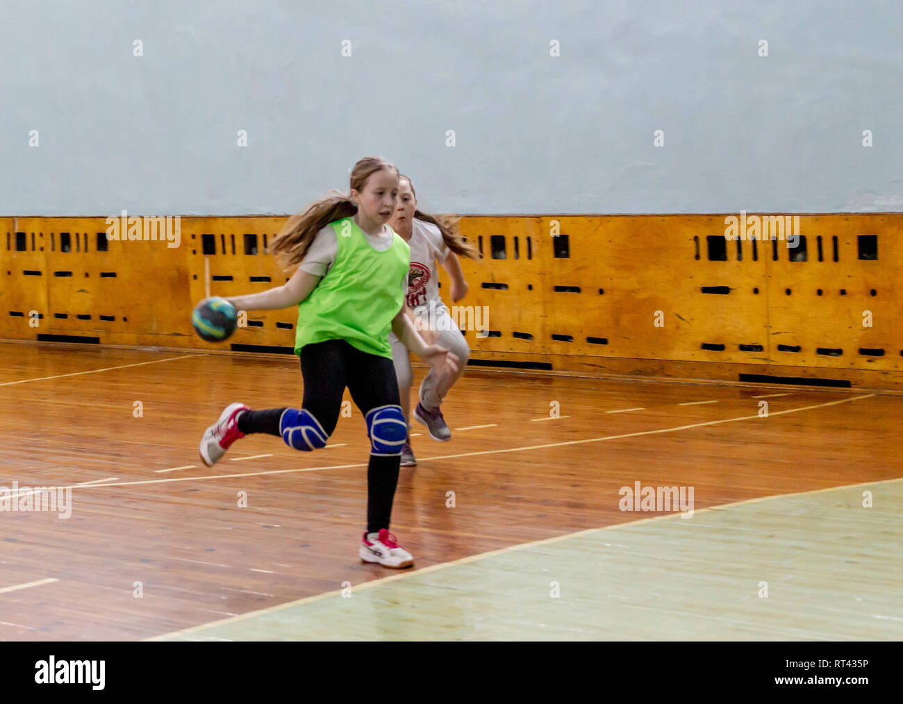 Handball Children High Resolution Stock Photography and Images - Alamy