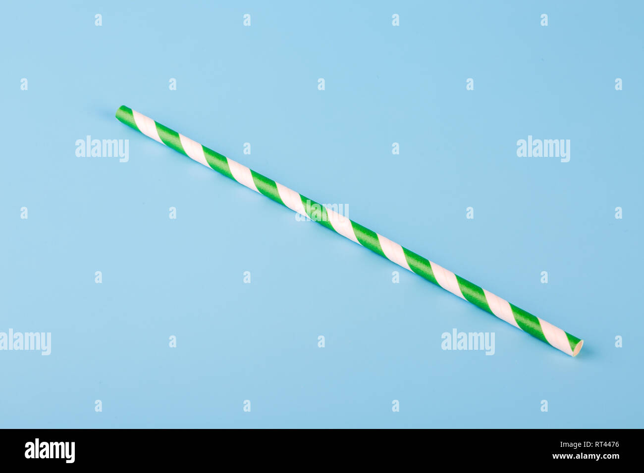 Eco-friendly paper straws Stock Photo - Alamy