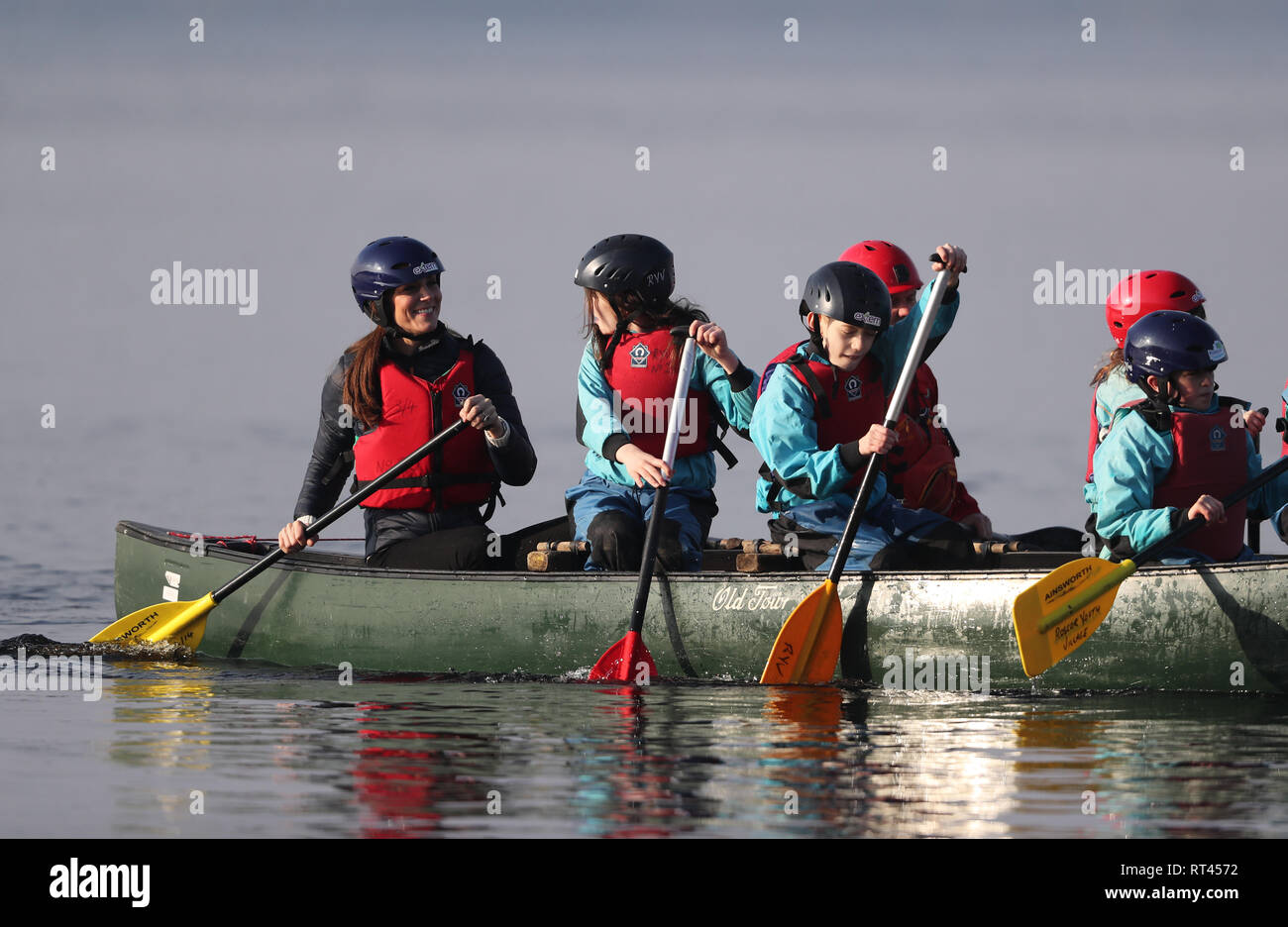 Canoe lesson hi-res stock photography and images - Alamy
