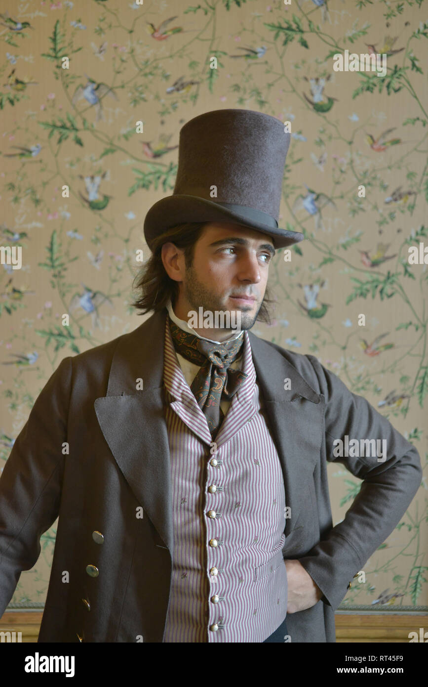 Dapper Gentleman Wallpaper