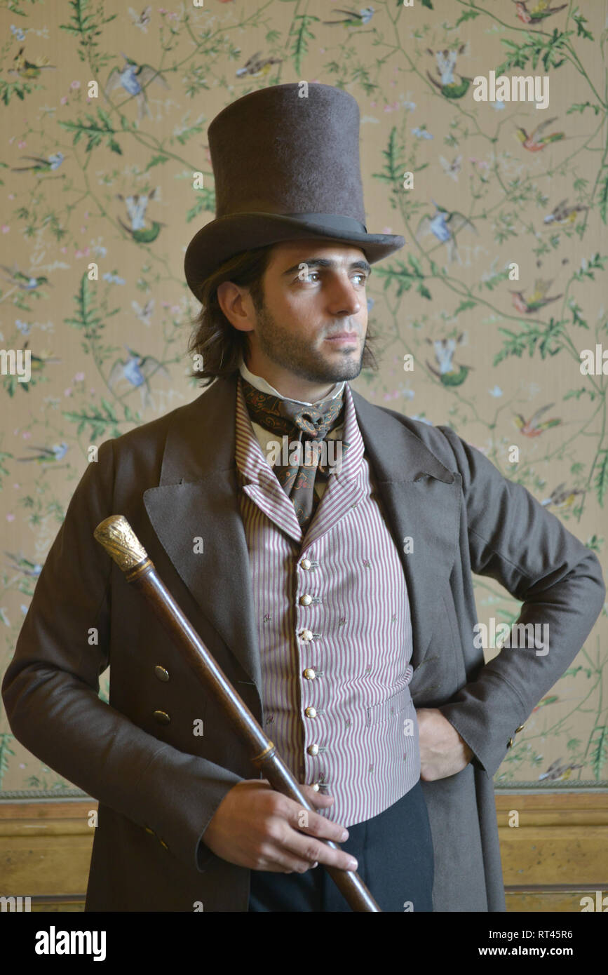 Victorian men at kensington palace hi-res stock photography and images ...