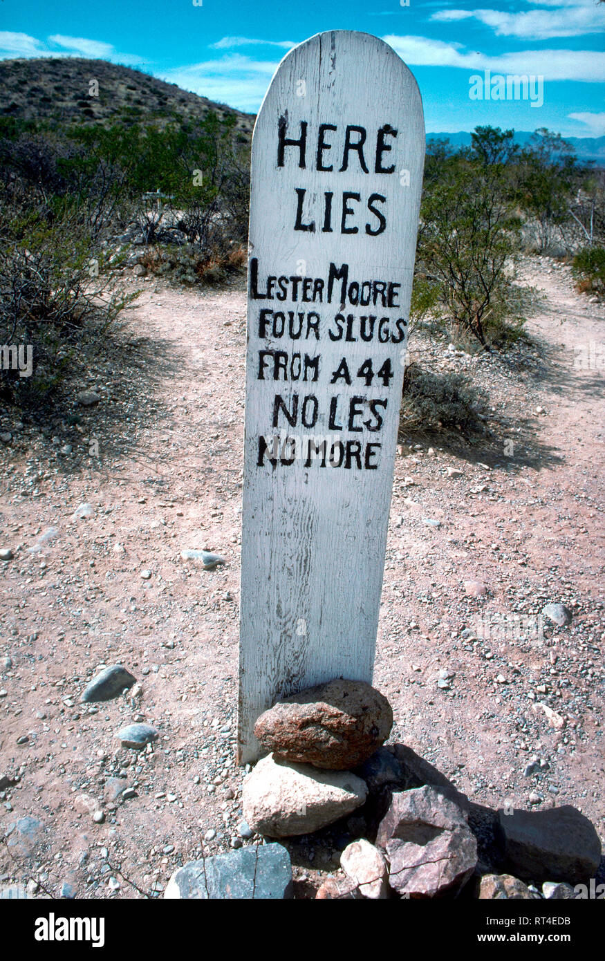 Here lies les moore hi-res stock photography and images - Alamy