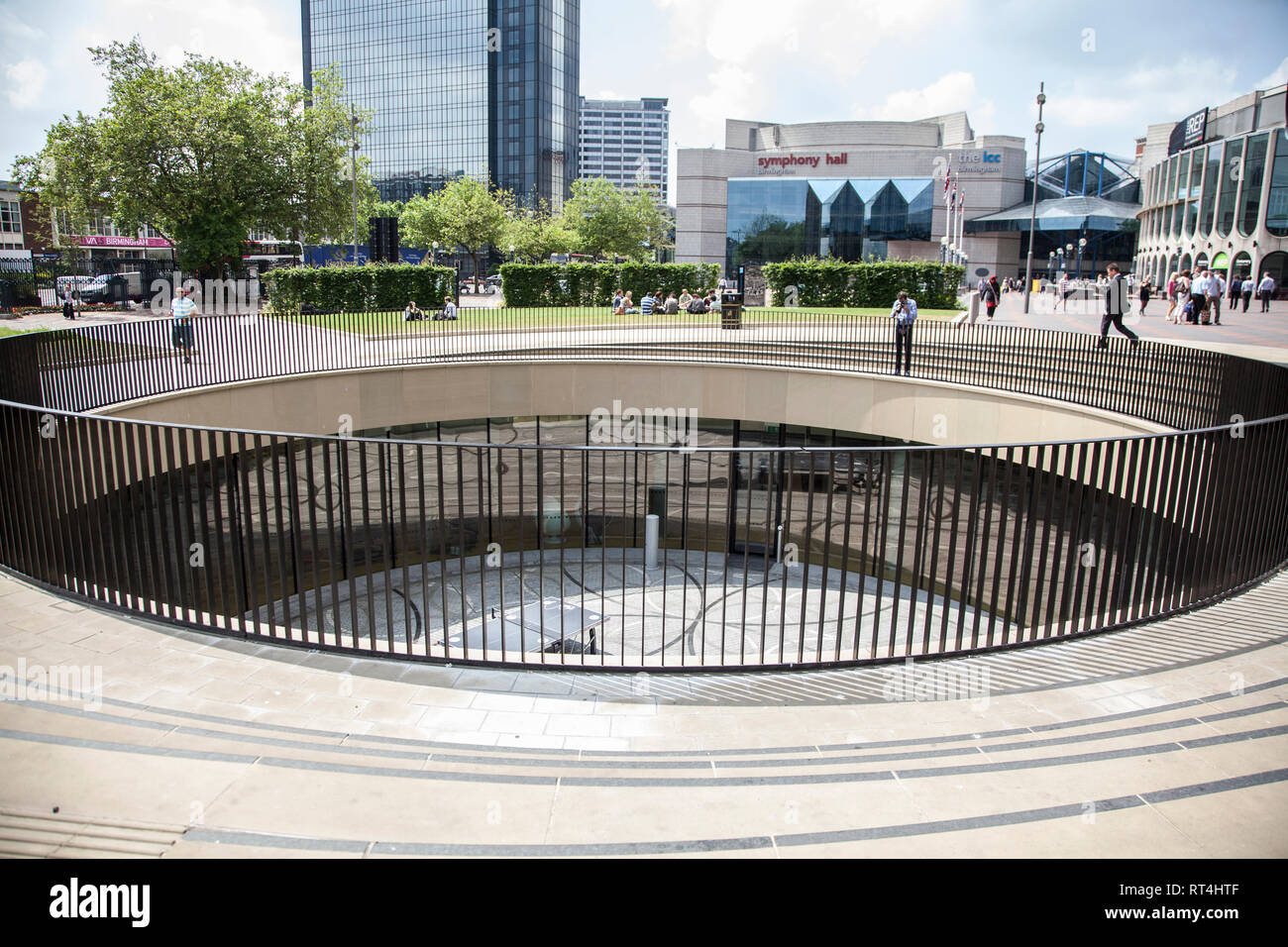 Outside the front of Birmingham Library, Birmingham city centre Stock ...