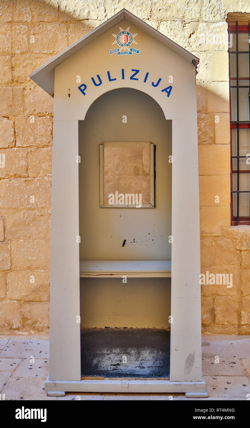 Border police booth hi-res stock photography and images - Alamy