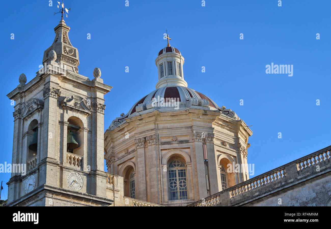 Bells of st pauls cathedral hi-res stock photography and images - Alamy