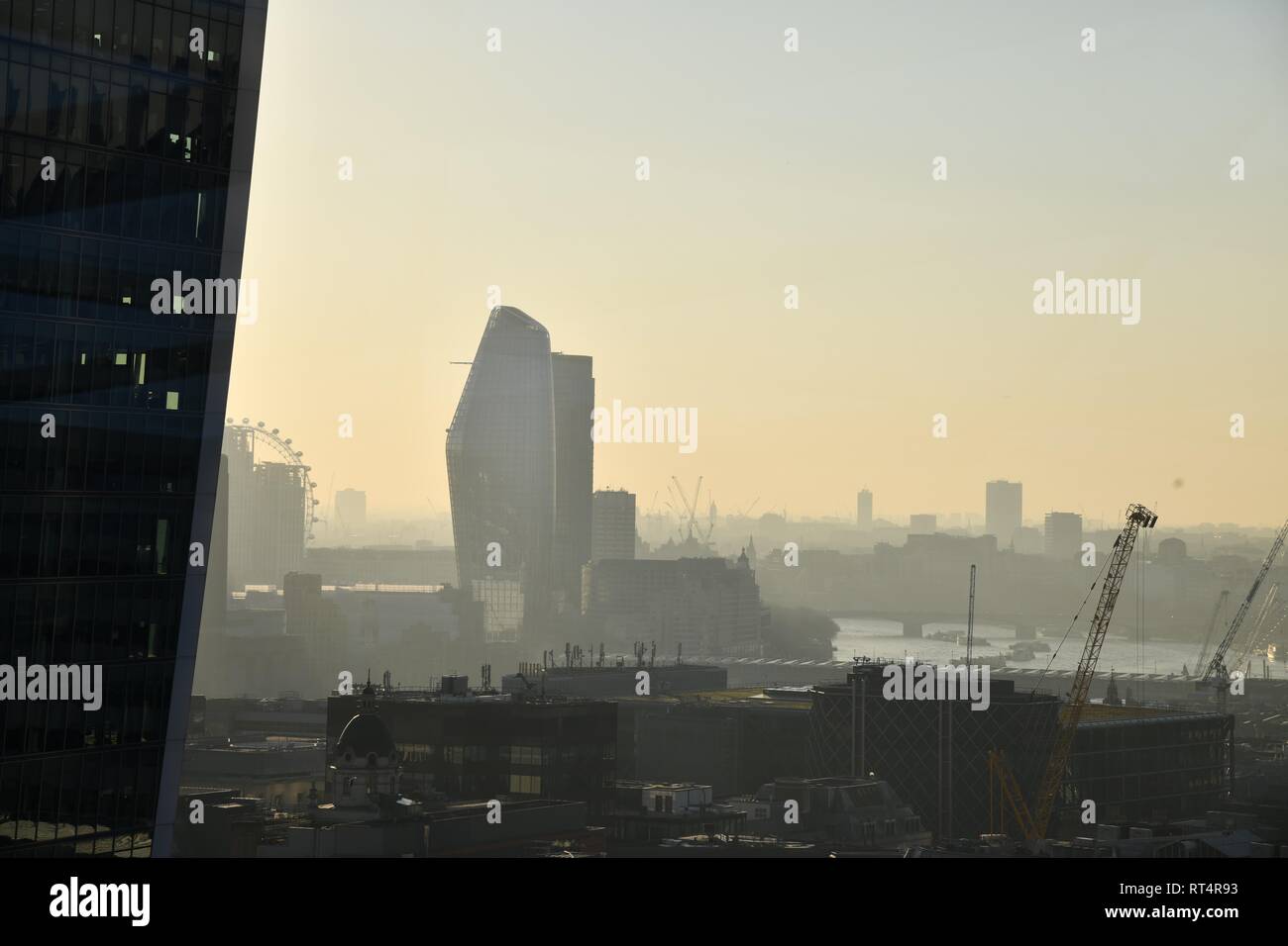Blackfriars, London residential block Stock Photo - Alamy