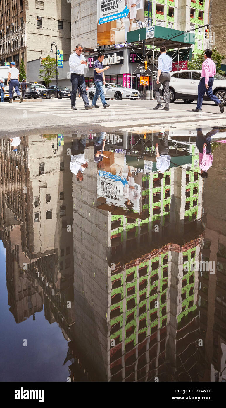 Downtown puddle hi-res stock photography and images - Alamy