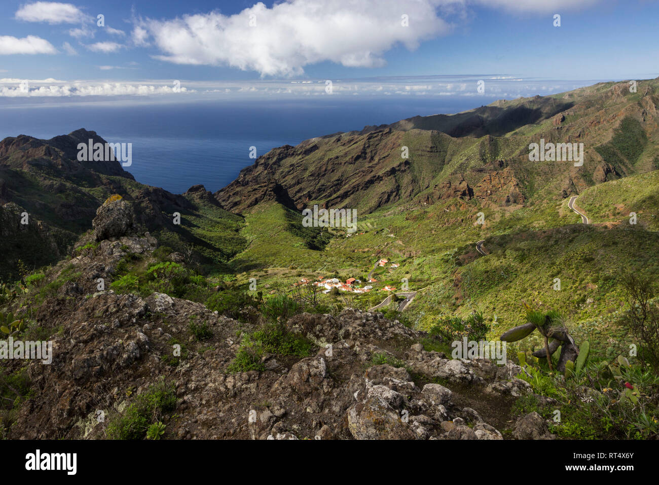 Hiking Teno Rural Park, Tenerife Stock Photo - Alamy