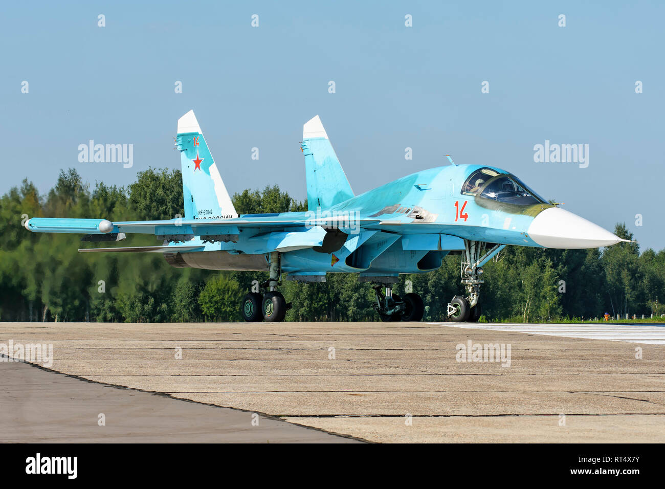 A Russian Aerospace Forces Su-34 fighter-bomber plane Stock Photo - Alamy
