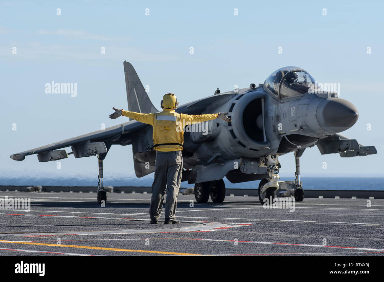 Italian navy jump jet hi-res stock photography and images - Alamy