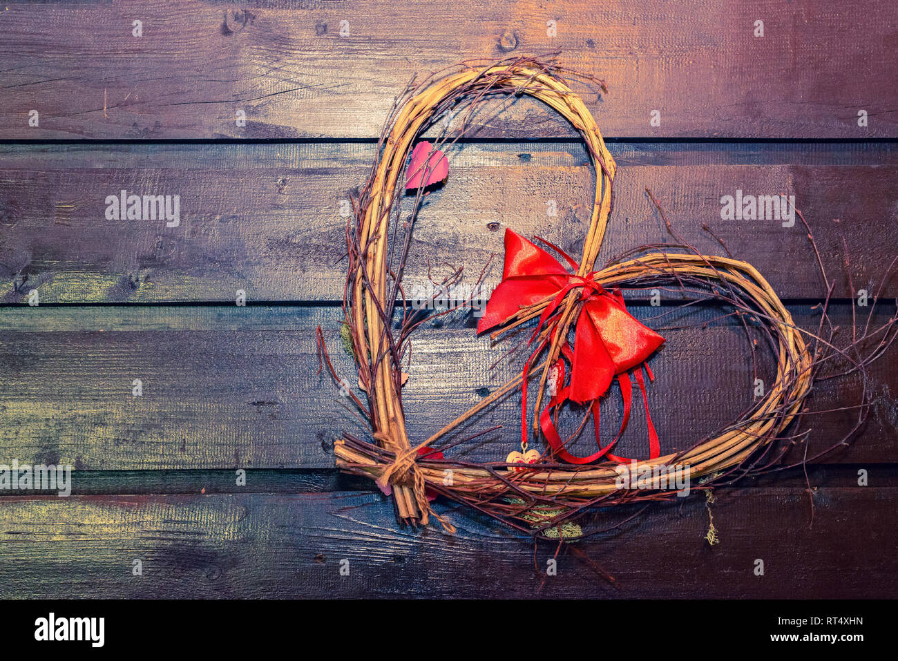 Abstract heart shape twigs hi-res stock photography and images - Alamy
