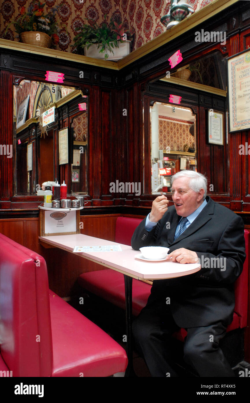 Gastronomy tourism: The University Cafe in 85 Byres Road, West End ...