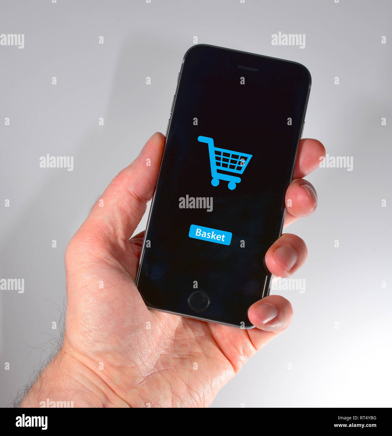 Checkout symbol hi-res stock photography and images - Alamy