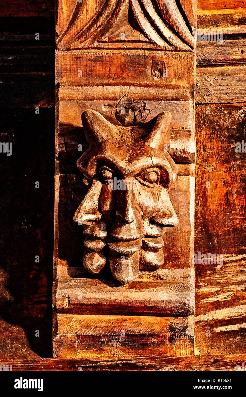 Italy Valle D'Aosta Saint Pierre Sarriod De La Tour castle - hall Head ...