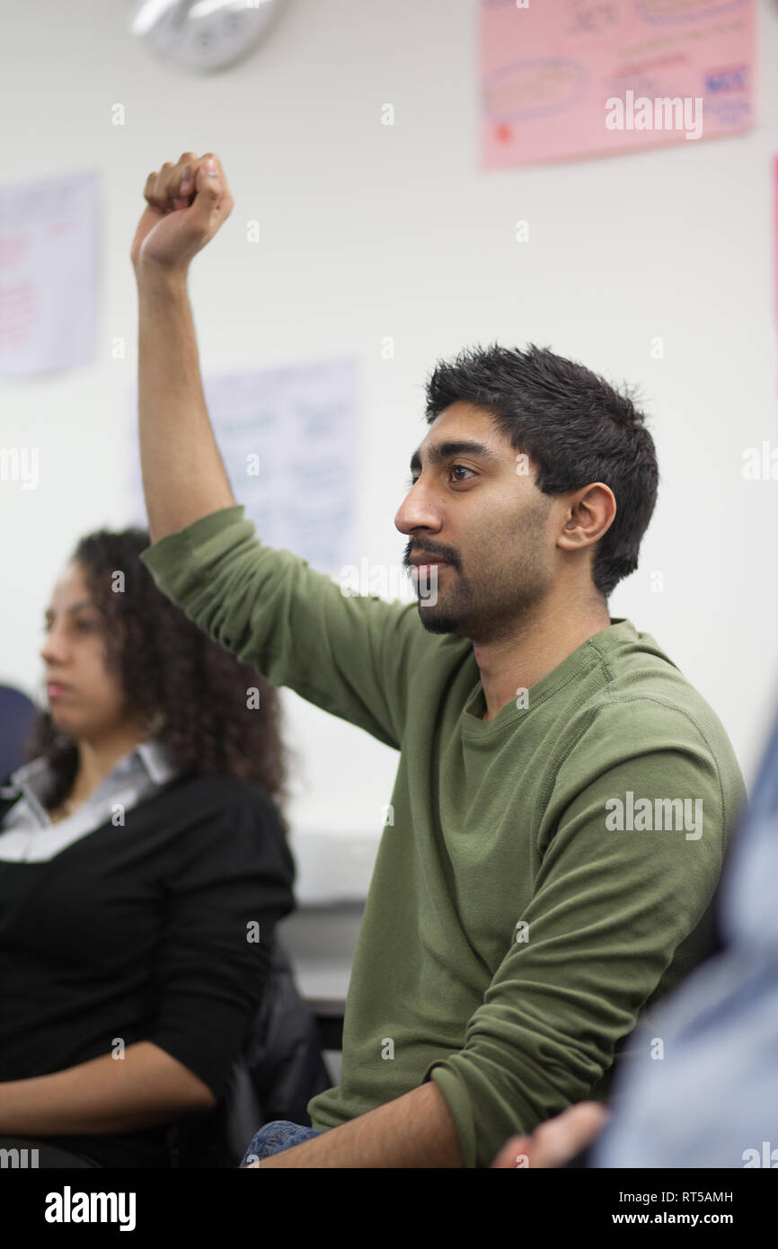 American sign language classroom hi-res stock photography and images ...