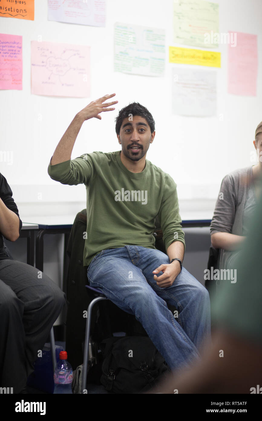 American sign language classroom hi-res stock photography and images ...
