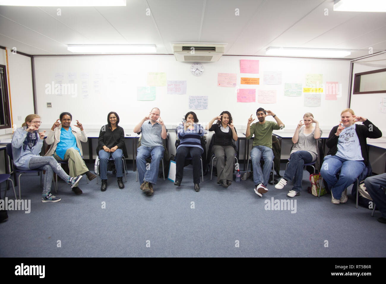 Deaf sign language college hi-res stock photography and images - Alamy