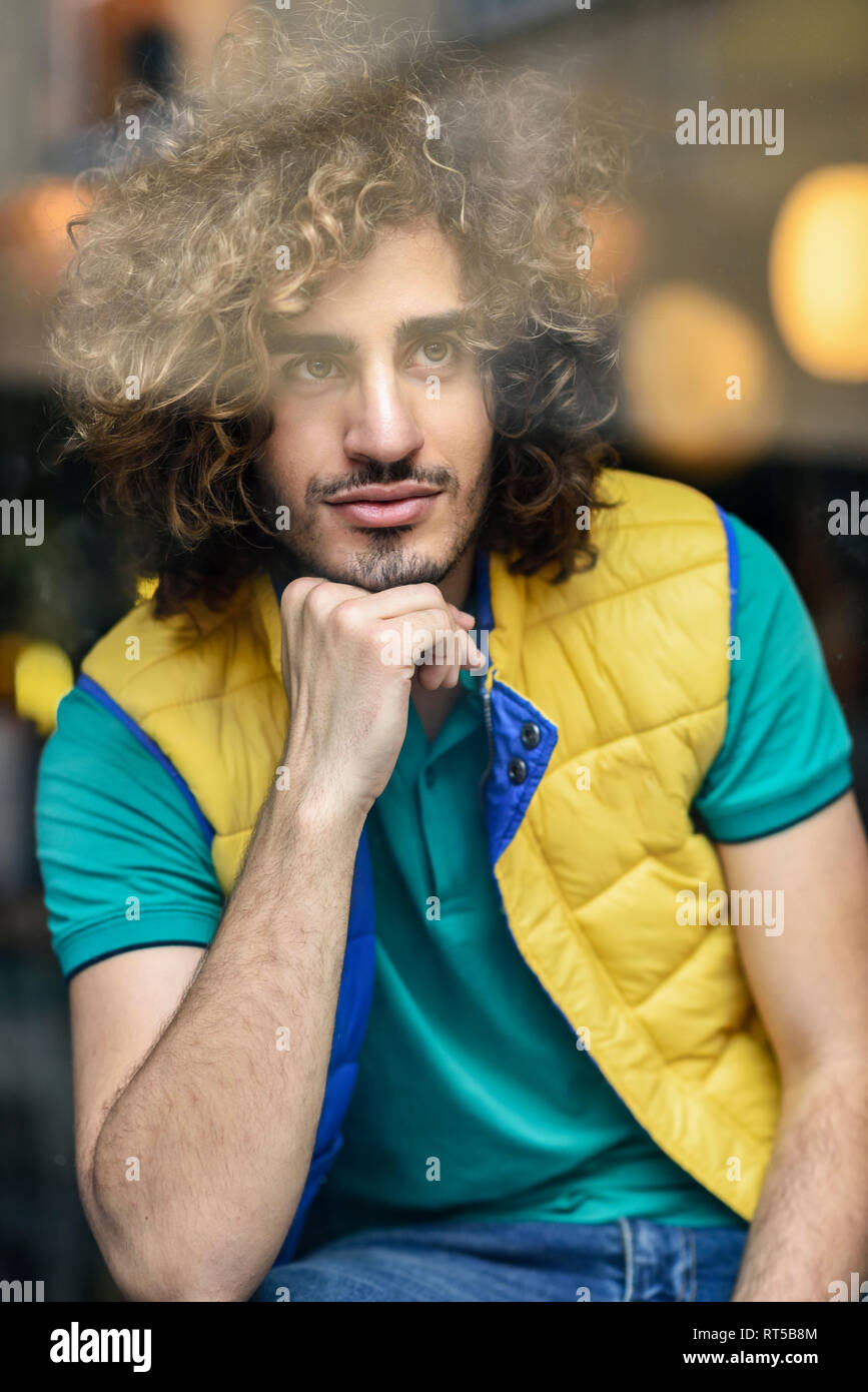 Yellow hair style hi-res stock photography and images - Alamy