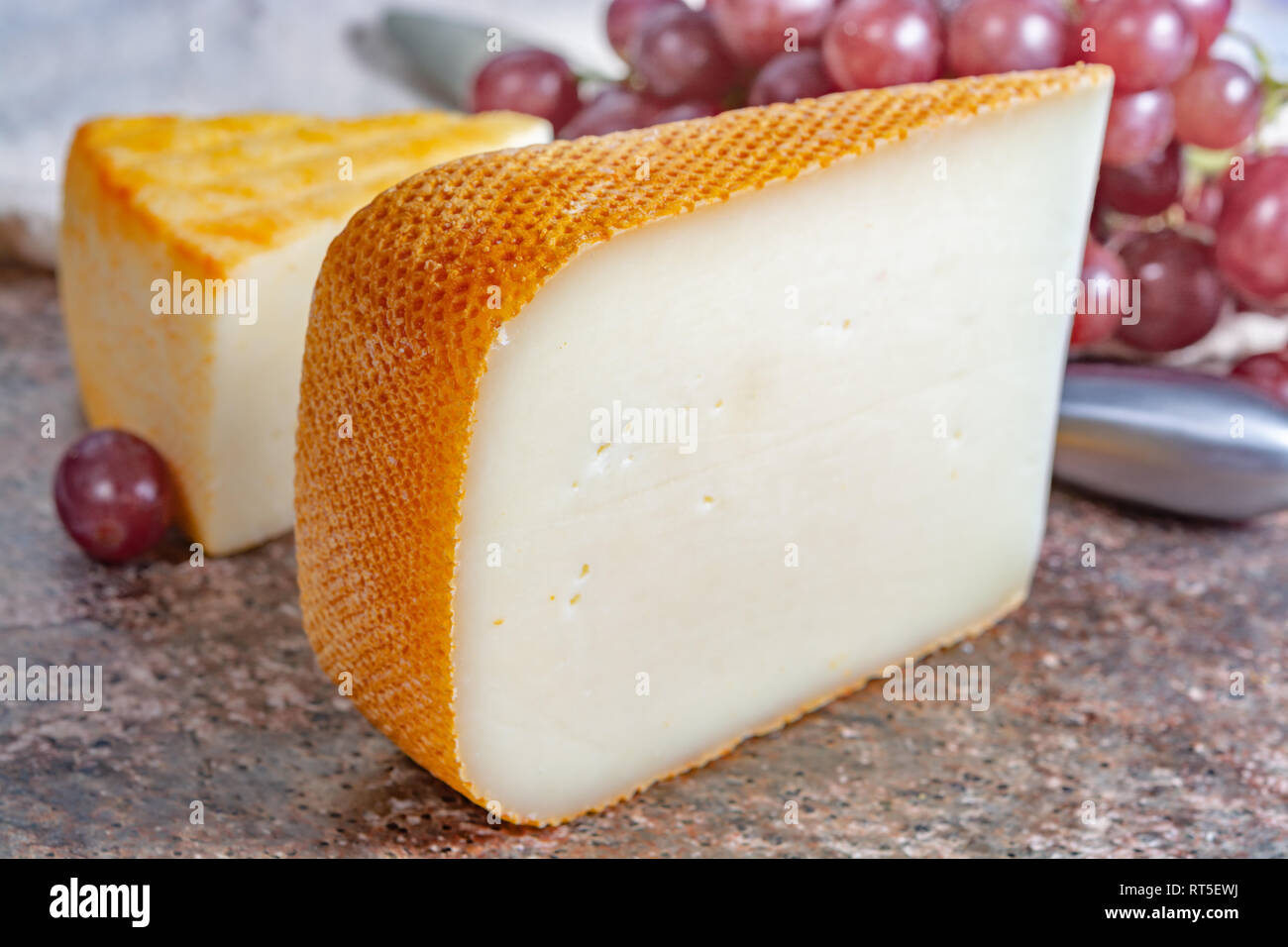 Cheese tasting basque hi-res stock photography and images - Alamy