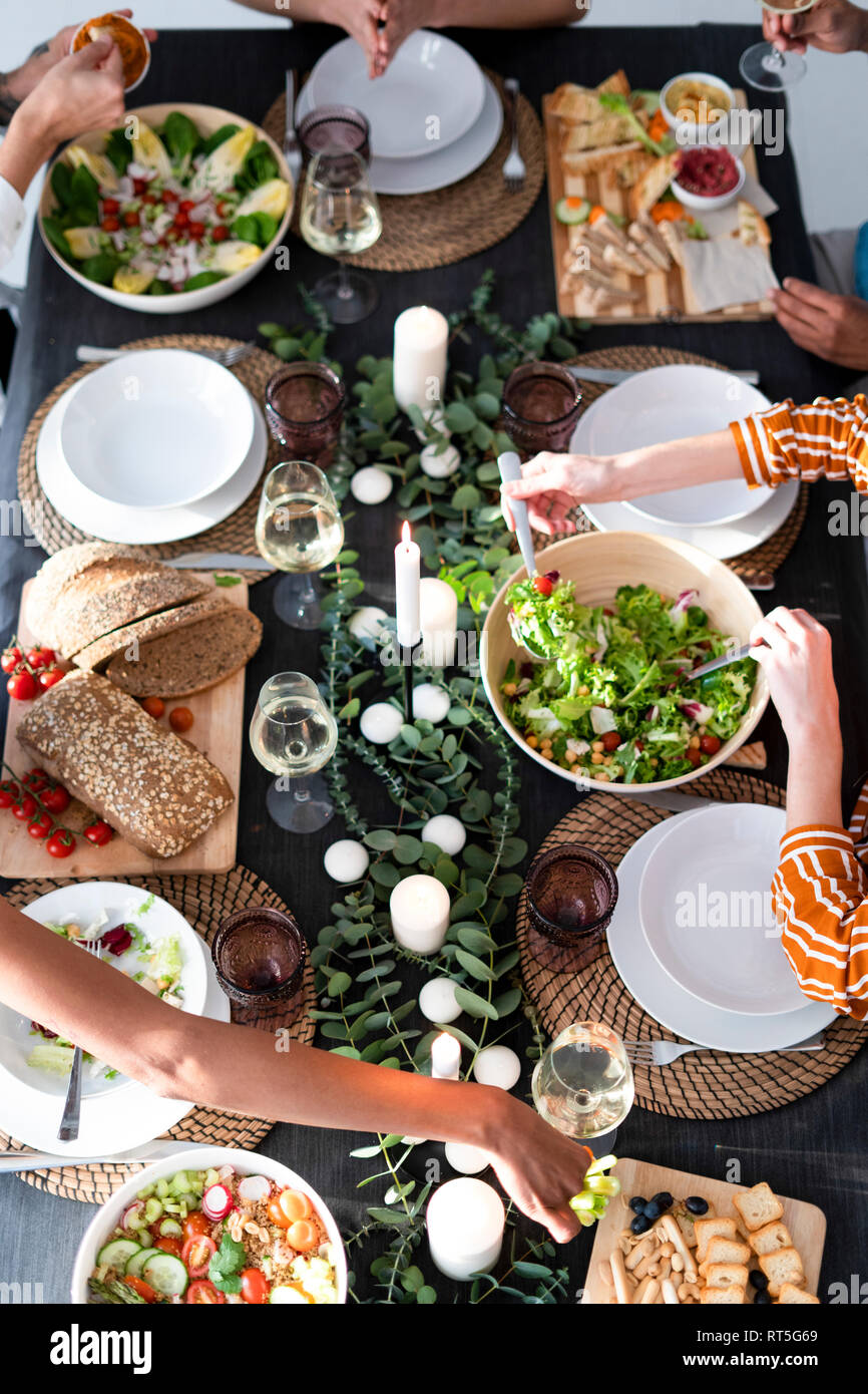 Table from above dinner hi-res stock photography and images - Alamy