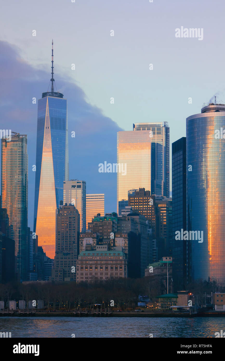 USA, New York City, Manhattan, One World Trade Center at sunset Stock ...