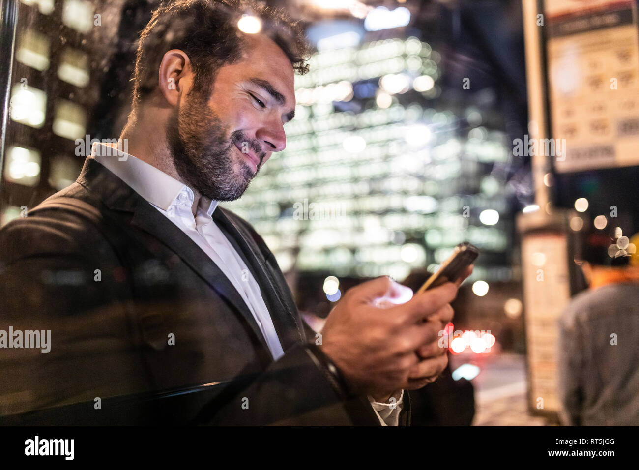 London smart businessmen suits hi-res stock photography and images - Alamy