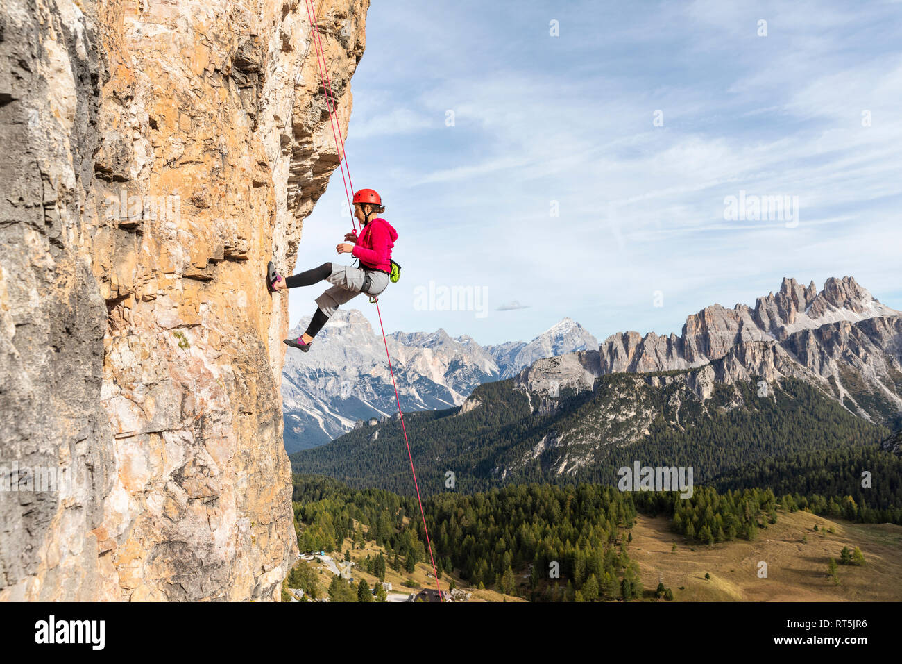 Woman abseiling dolomites mountains hi-res stock photography and images ...