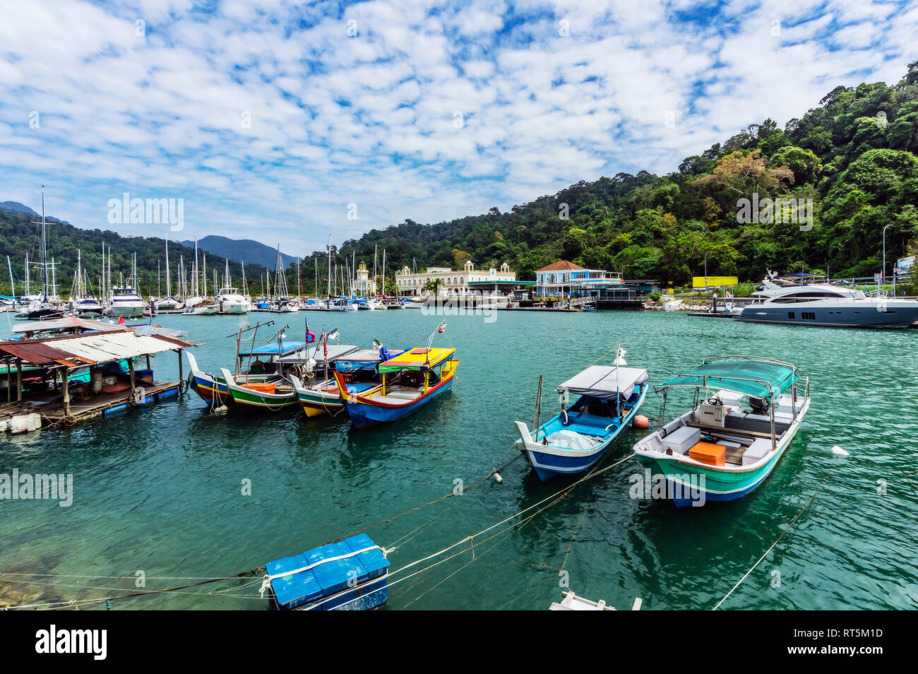 Row island hi-res stock photography and images - Alamy