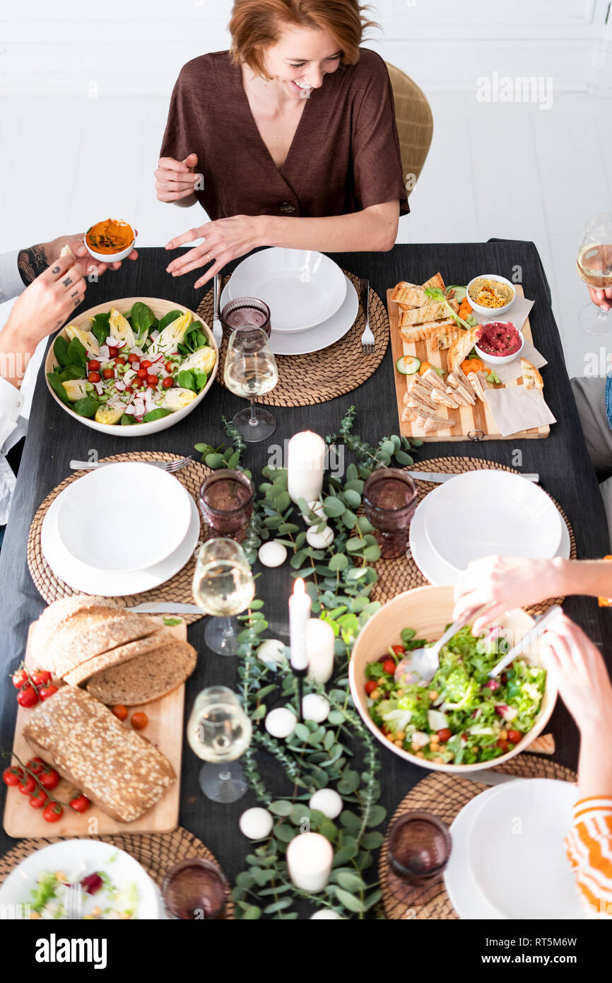 Table from above dinner hi-res stock photography and images - Alamy