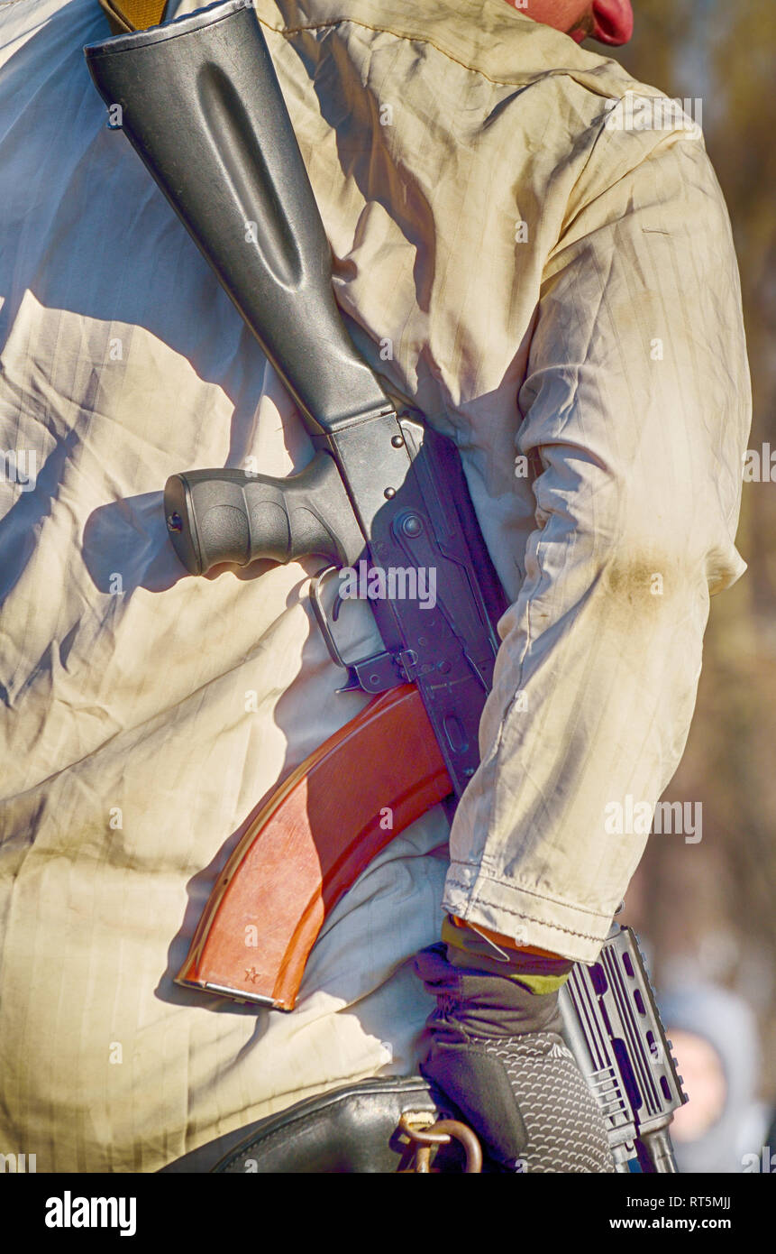 Isis fighter hi-res stock photography and images - Alamy