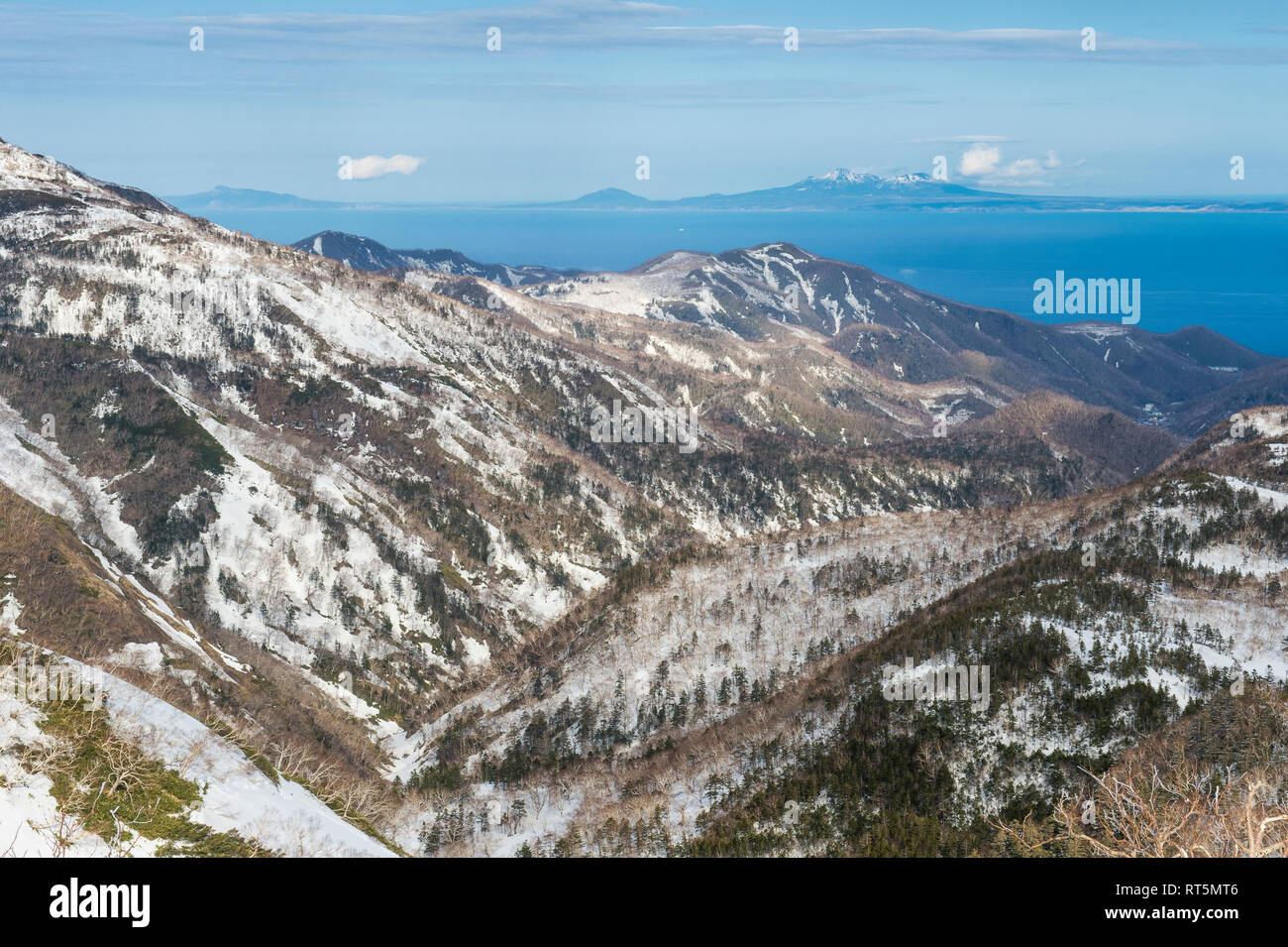 Shiretoko hi-res stock photography and images - Alamy