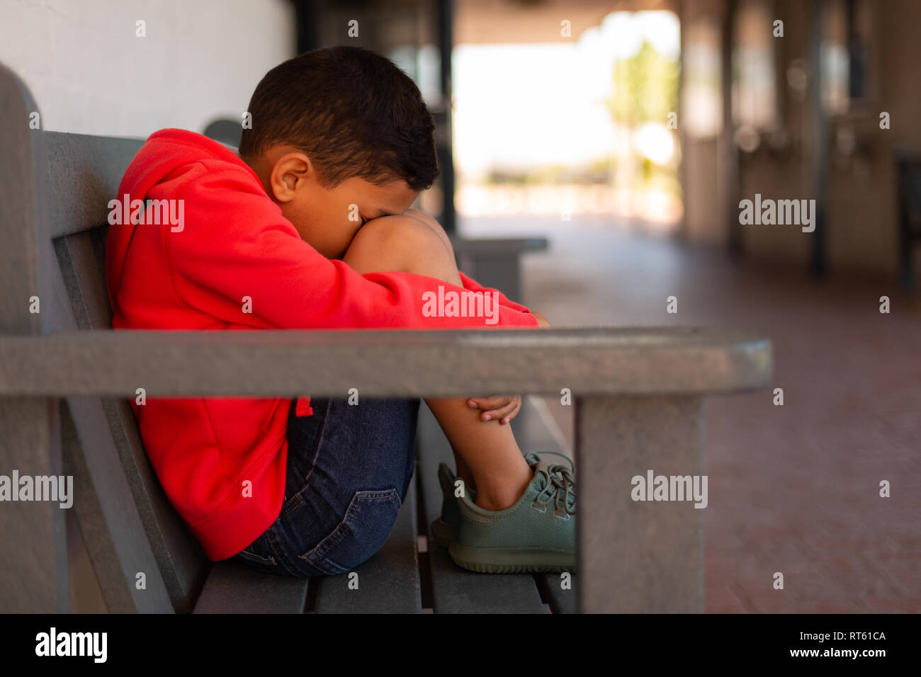 Sad bench hi-res stock photography and images - Alamy