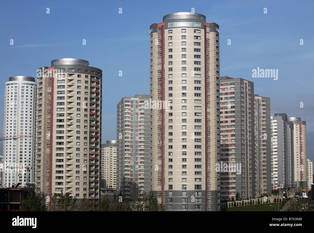 Modern residential buildings in Istanbul, Turkey Stock Photo - Alamy