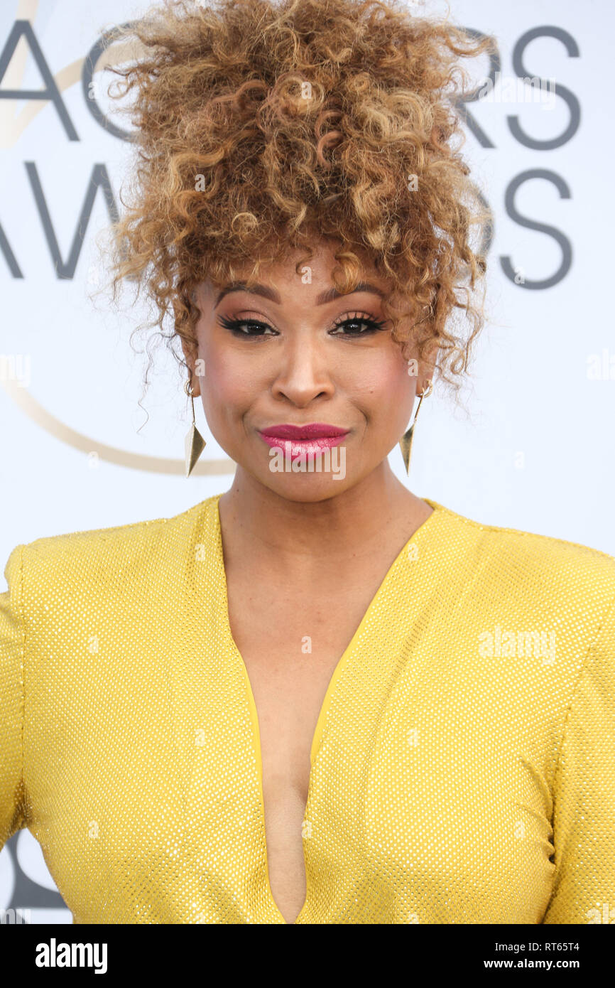 The 25th Annual Screen Actors Guild Awards at the Shrine Auditorium ...