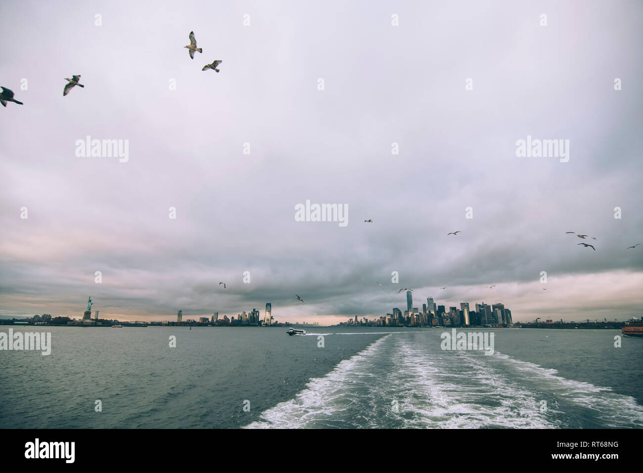Downtown manhattan birds view hi-res stock photography and images - Alamy