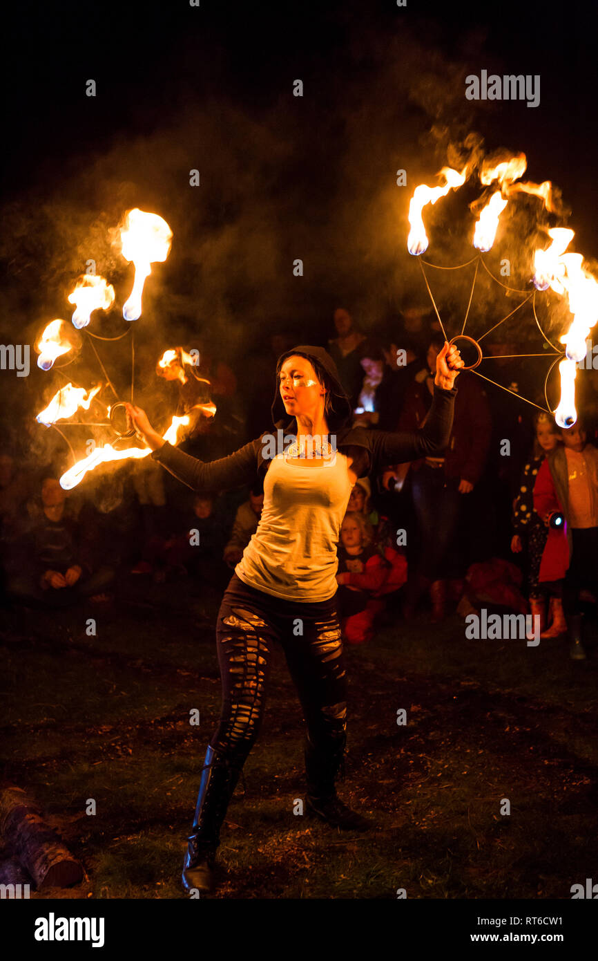 Female fire dancer hi-res stock photography and images - Alamy