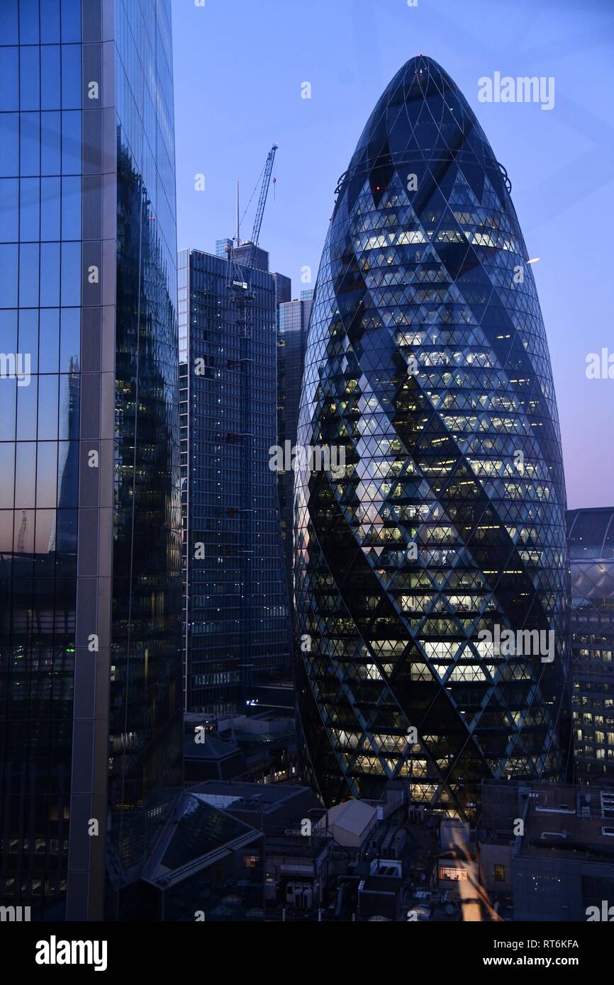 City of london skyline 2019 gherkin hi-res stock photography and images ...